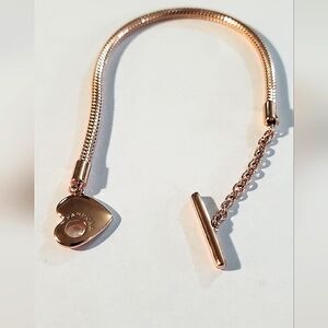 Pandora | Jewelry | Authentic New Pandora Pandora Moments Heart Tbar ...